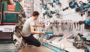 Expert knowledge for DIY retailers: Scalable POS and custom solutions